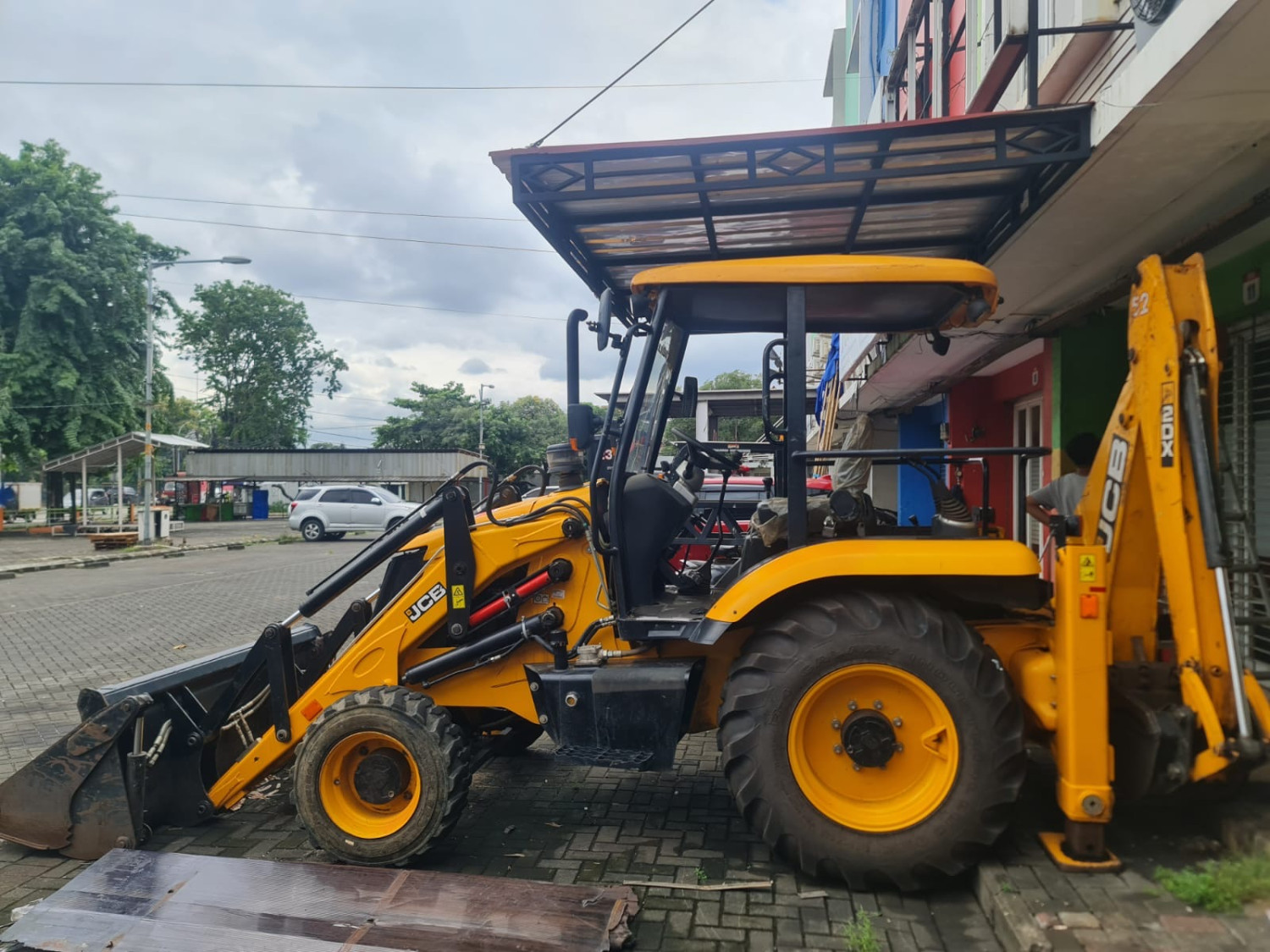 BACKHOE LOADER JCB 2DX SUPER